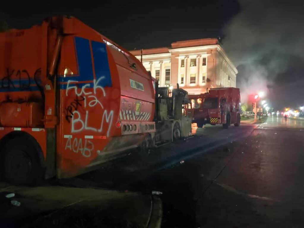 Kenosha Riots: We Witnessed Kenosha Burn [LIVE VIDEO & PHOTOS]